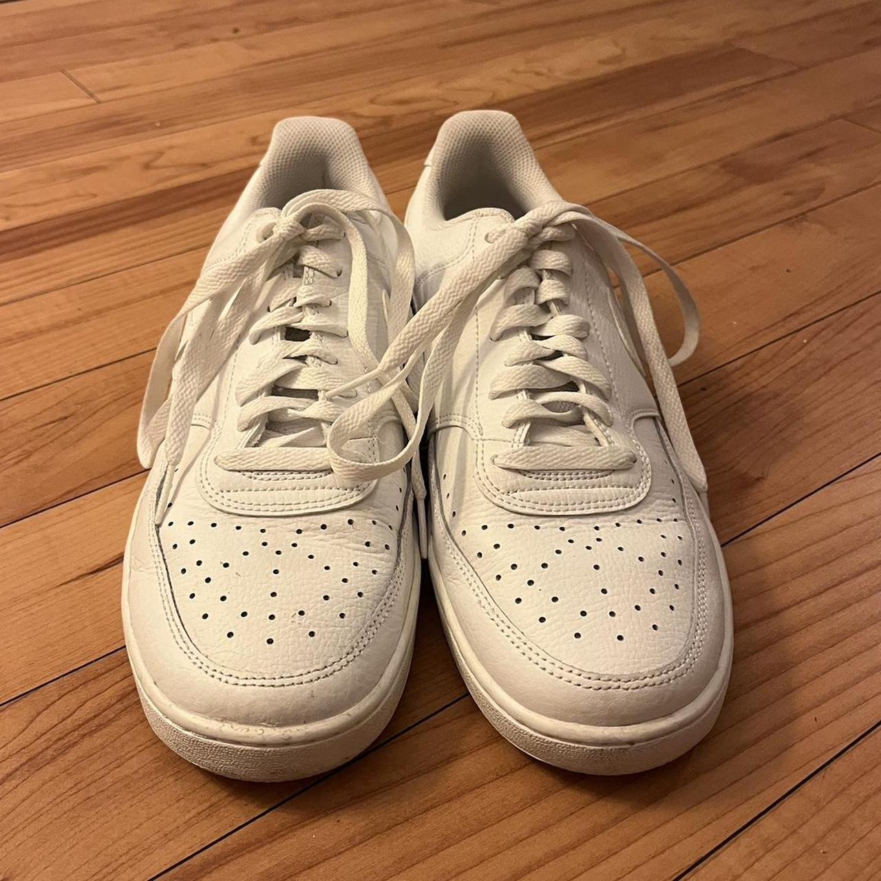 Nike Women's White Trainers | Depop