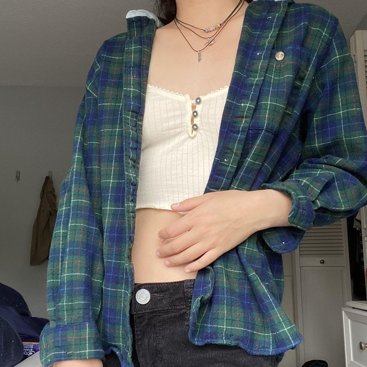 Pendleton Women's Navy and Green Cardigan | Depop