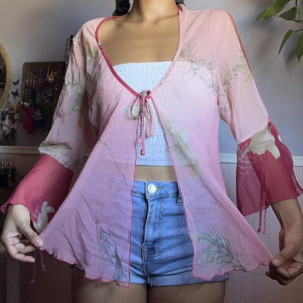 Pink and red blouse so cute and vintage - Depop