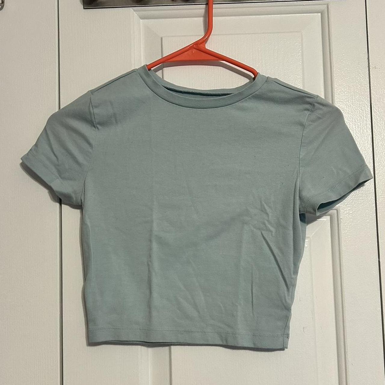 blue cropped basic tank - Depop