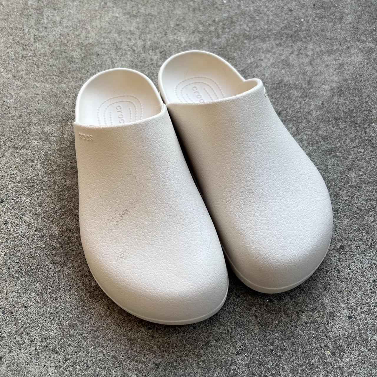 Crocs Dylan Clog Size Mens 10 / Womens 12 in great... - Depop