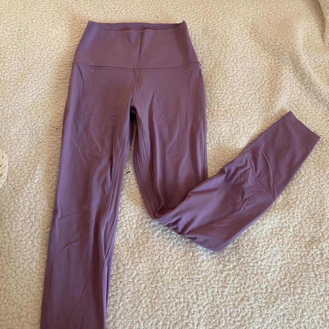 Lululemon Women's Leggings | Depop