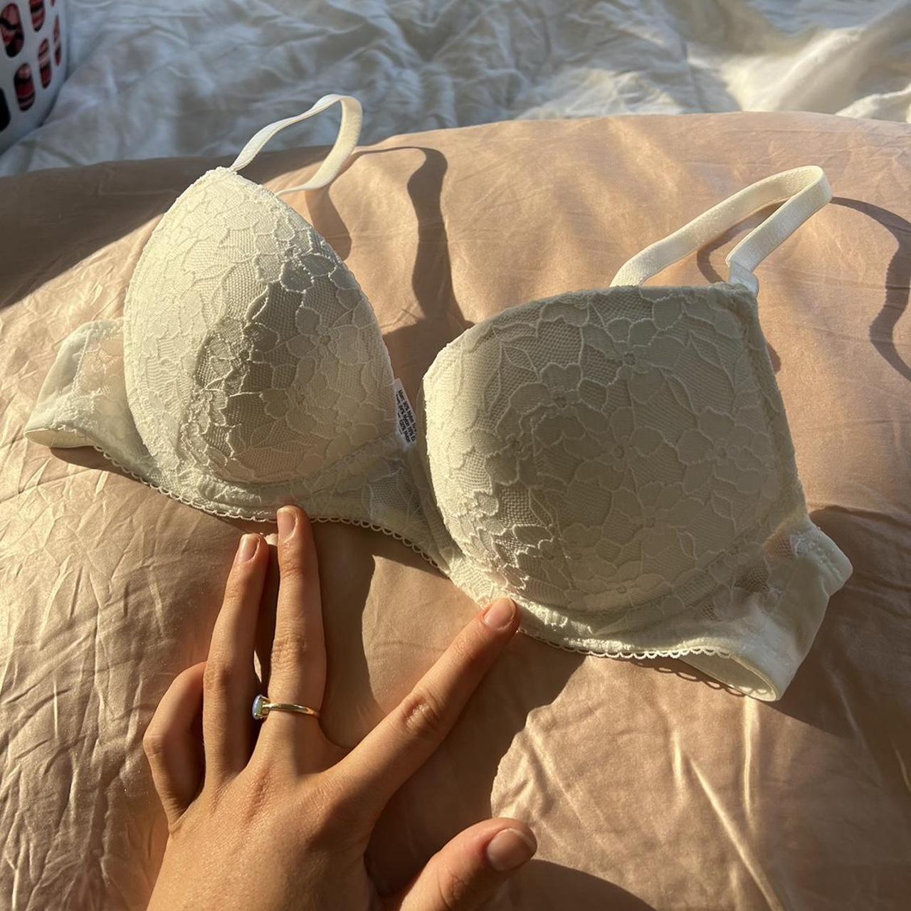 prettiest bras n things push-up bra 🤍🤍 brand new... - Depop