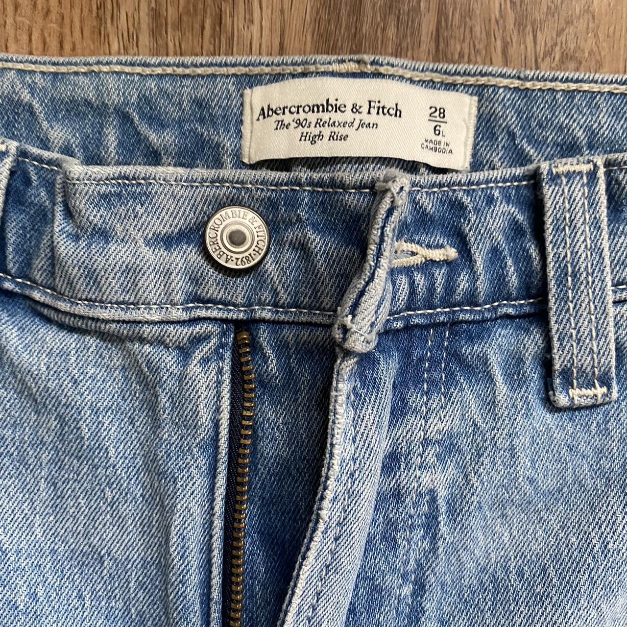Abercrombie & Fitch High Rise 90s Relaxed Jeans with... - Depop