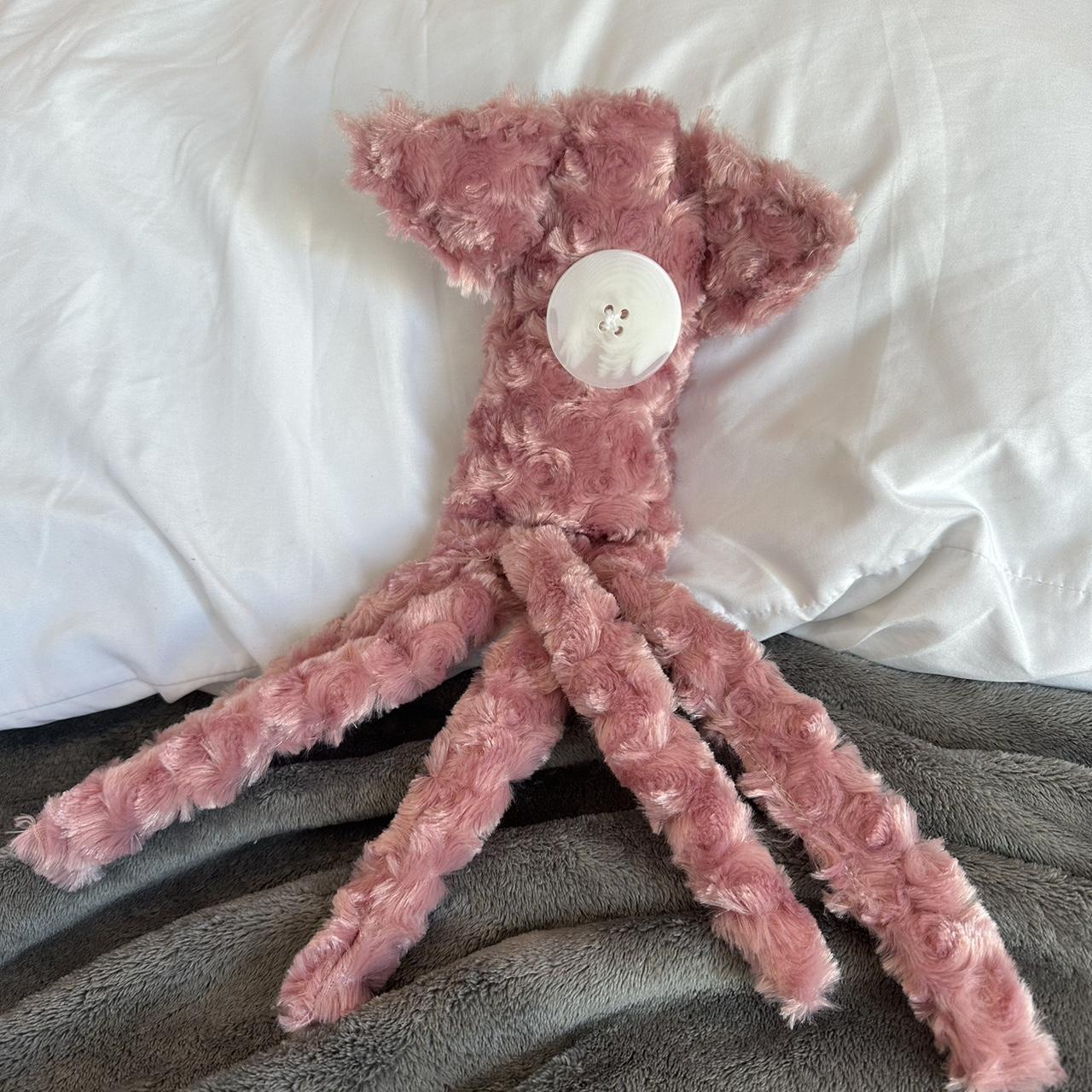 Cute fluffy coraline squid!!! Not gap just for tags... - Depop