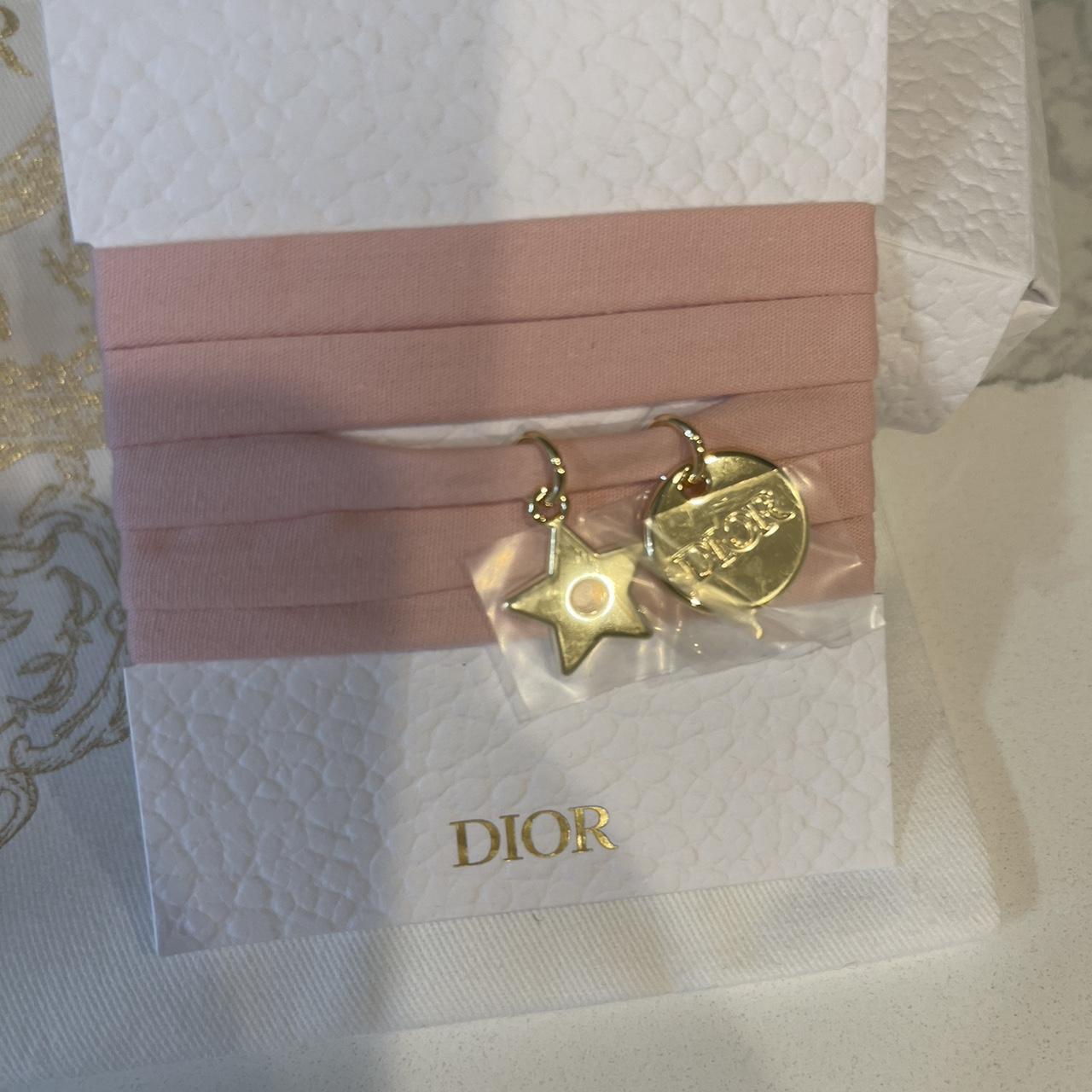 Dior gift set wrap bracelet and pony tail - Depop