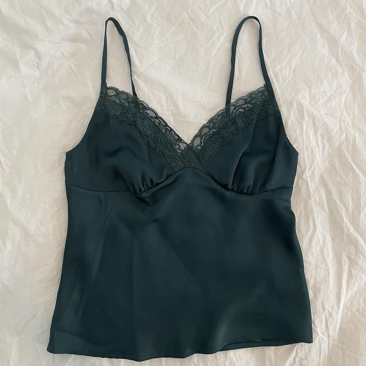 Glassons forest green lace cami - size 8 - only worn... - Depop