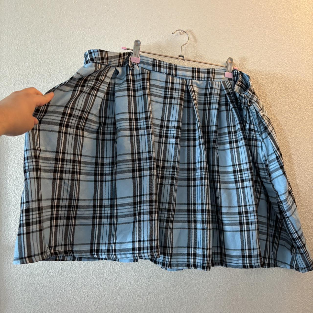 Blue plaid mini skirt from #HotTopic #plaidmini It’s... | Depop