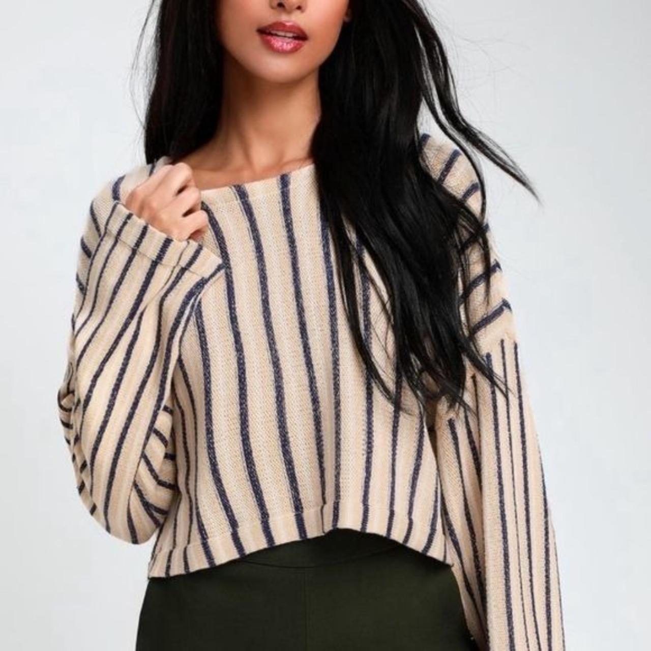 Lulus Women's Navy and Cream Jumper | Depop