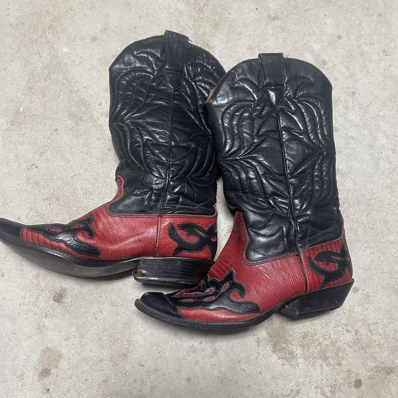 Sundance Women's Red and Black Boots | Depop