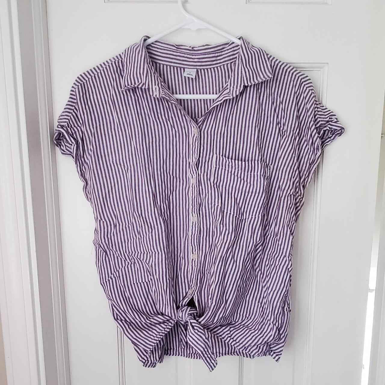 Lavender tie front button down old navy top | Depop
