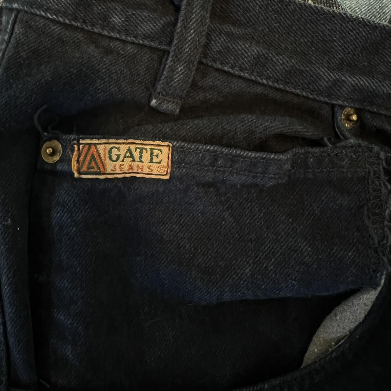 SIZE 52 VINTAGE LA GATE... - Depop