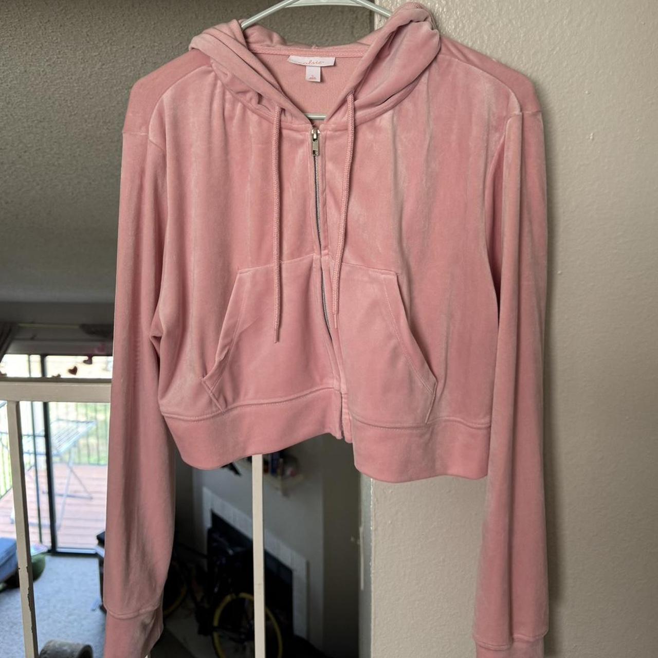 Colsie cropped velvet jacket size: L perfect... - Depop