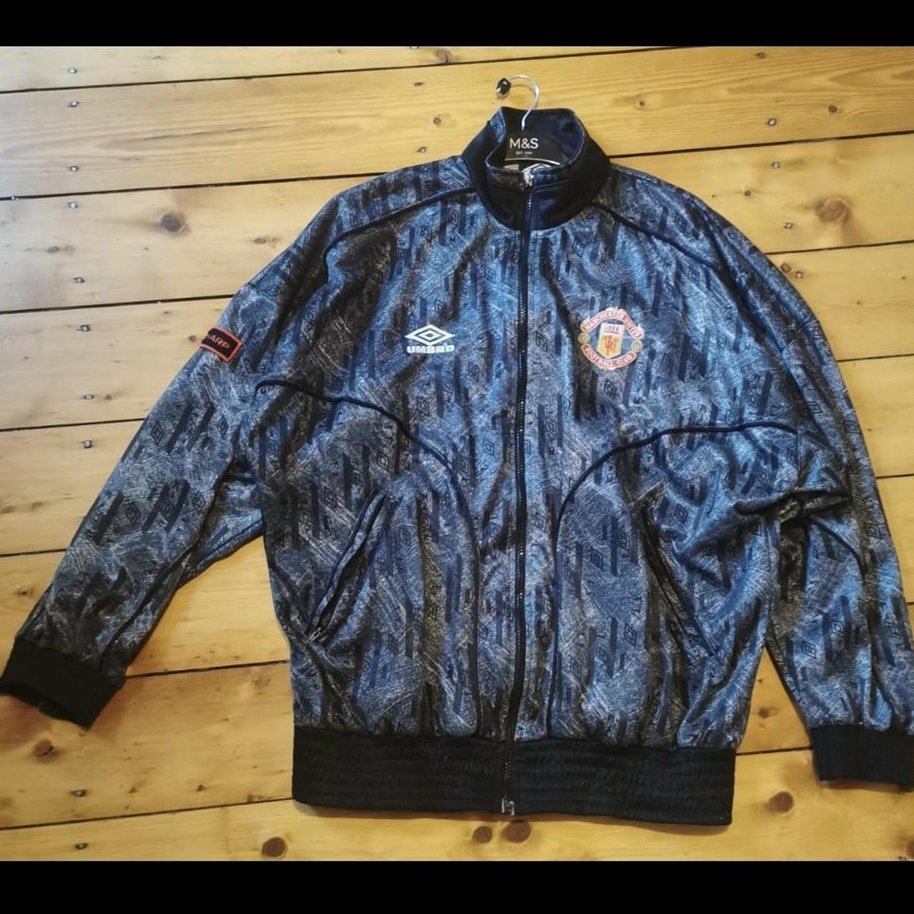 Manchester United Training Jacket 92/93 - Depop