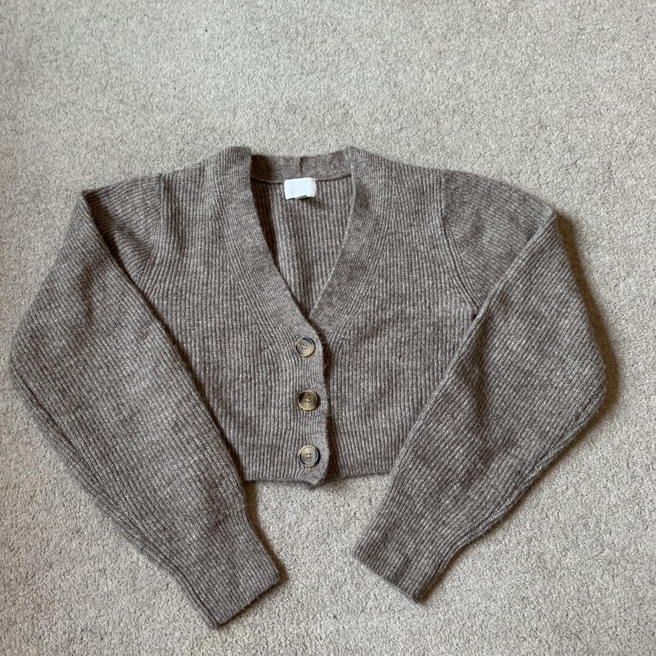 brown/grey H&M cropped knit cardigan, size XS but... - Depop