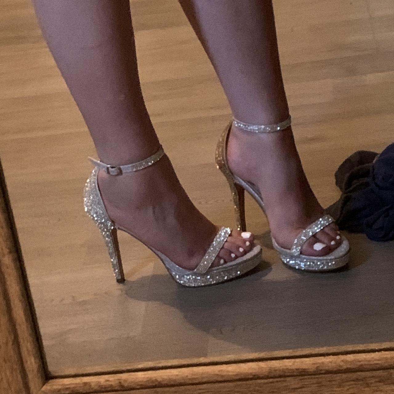Size 8 silver highlight heel. Windsor. Shipping is ~8$ - Depop