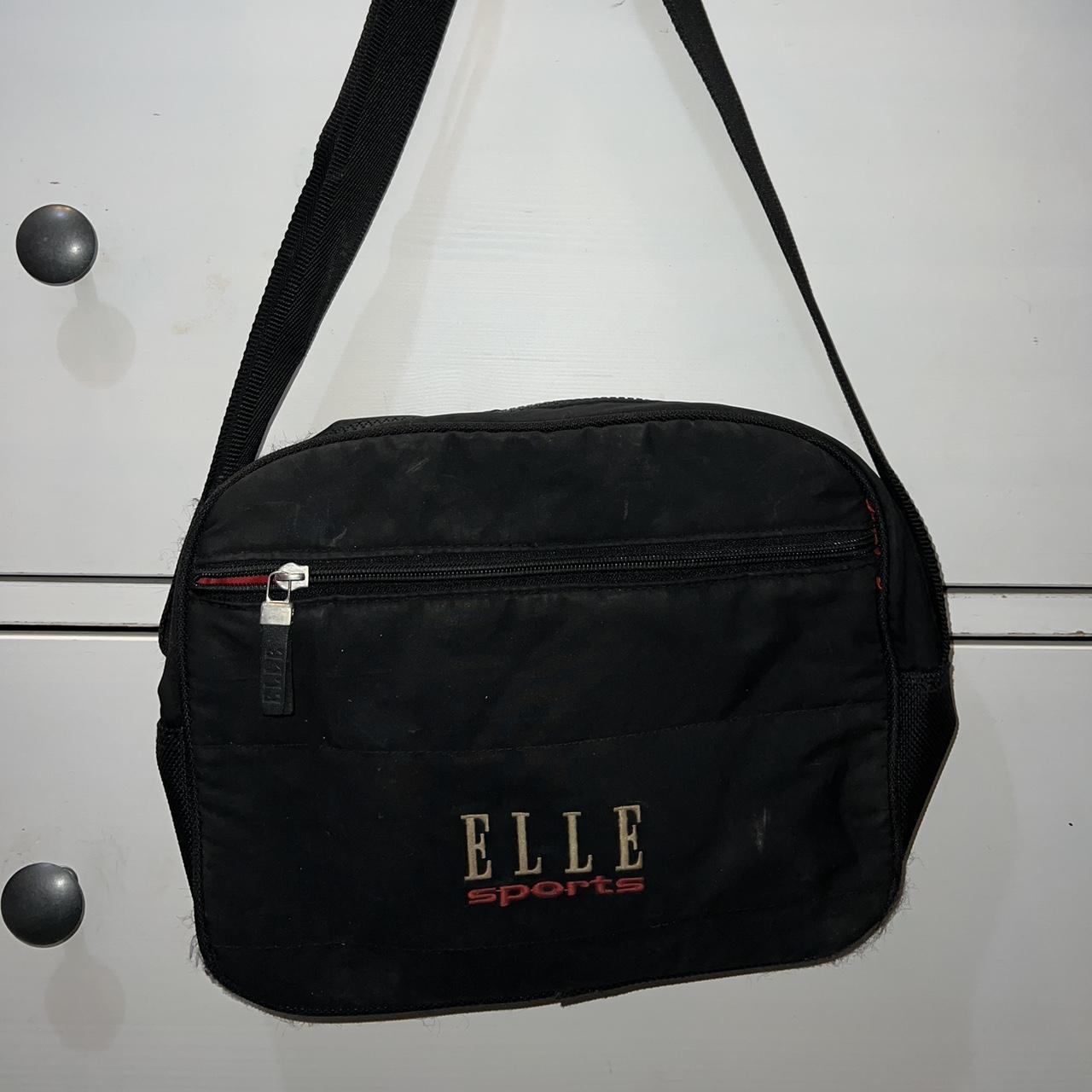 Elle sport bag Inside has come unstitched a bit... - Depop
