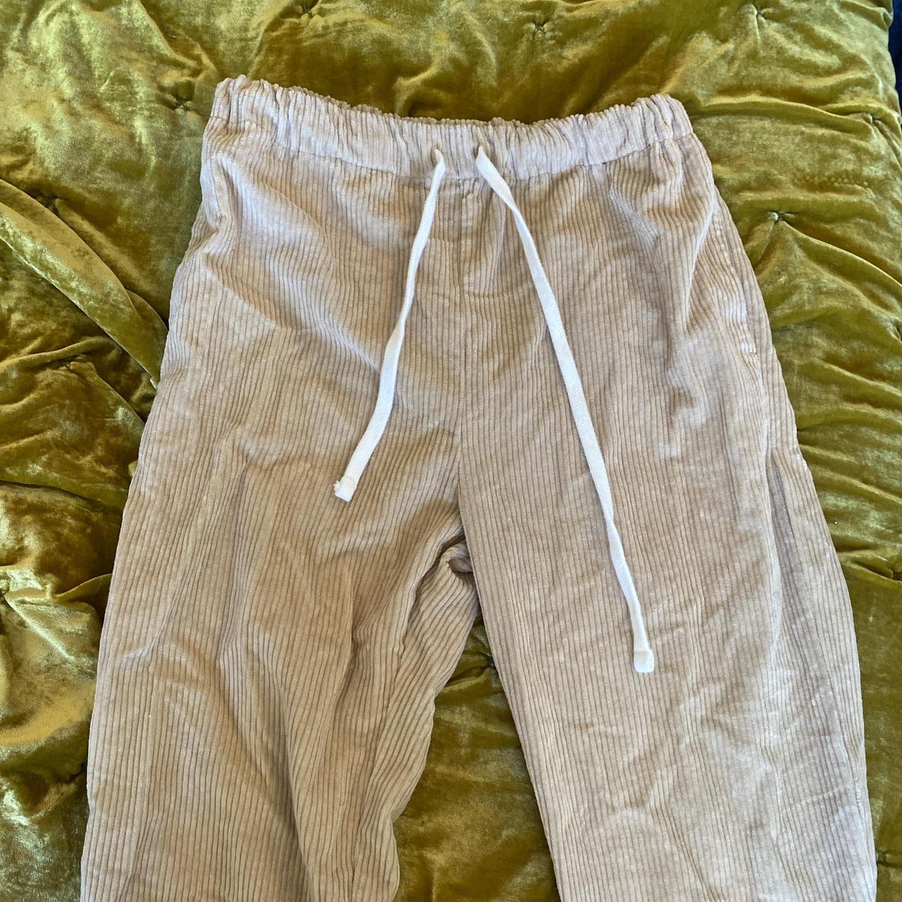 Cozy Volcom Corduroy Pants Size small 4/6 - Depop