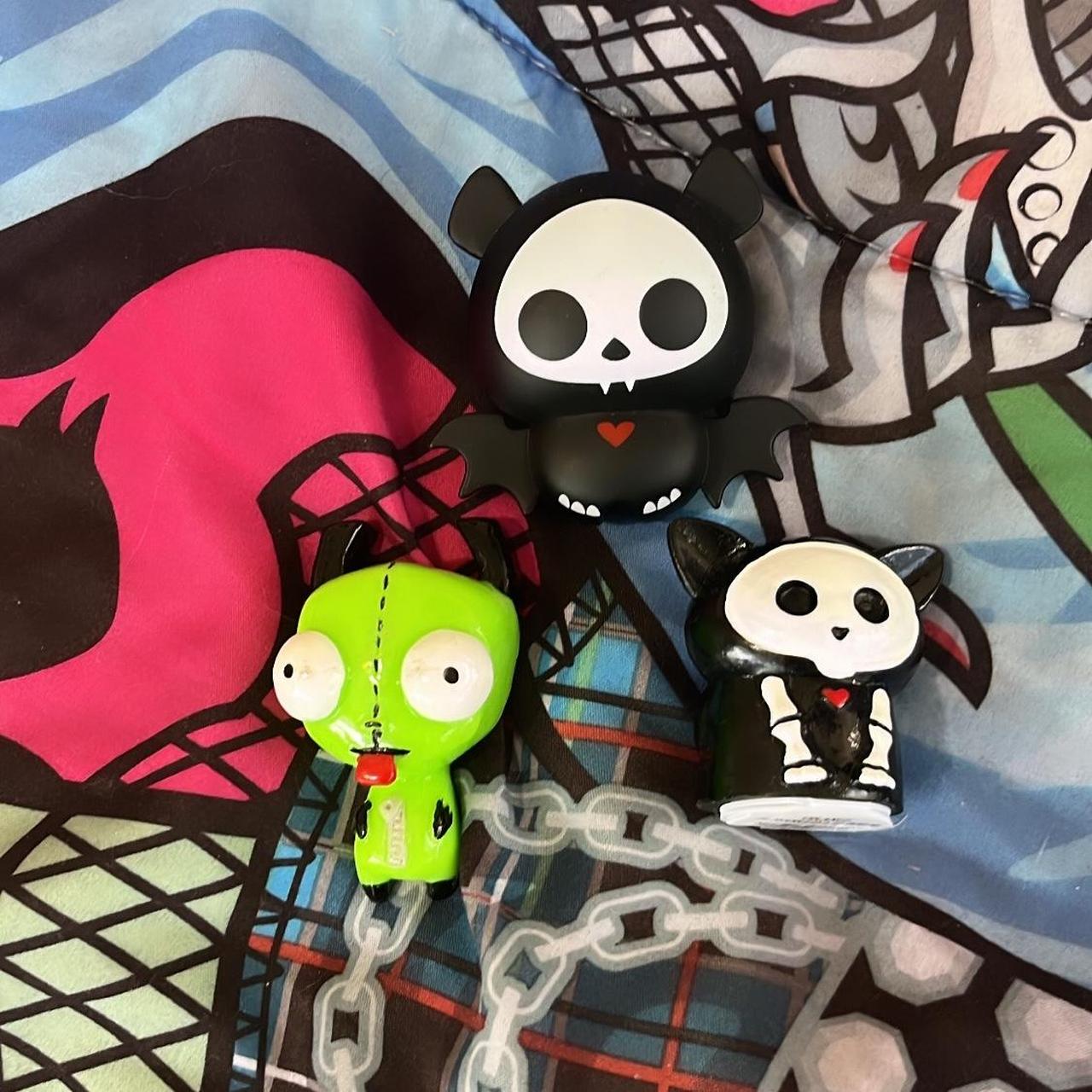 Skelanimals mini figure & invader zim and... - Depop