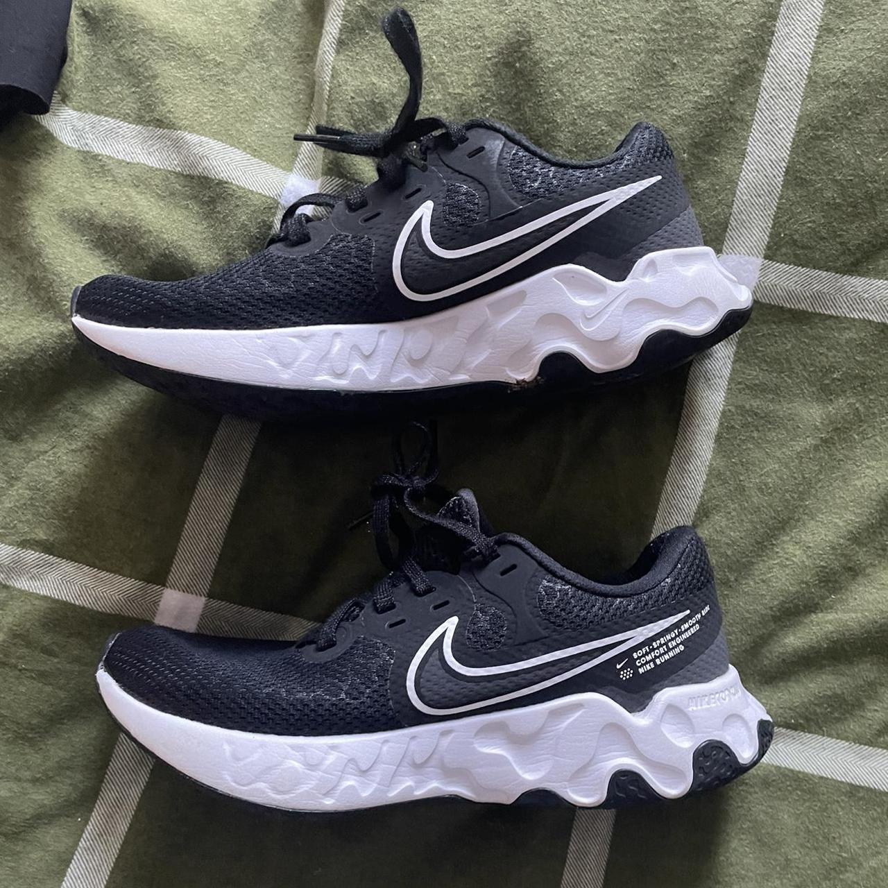 Nike running trainers Used only a few times Black... - Depop