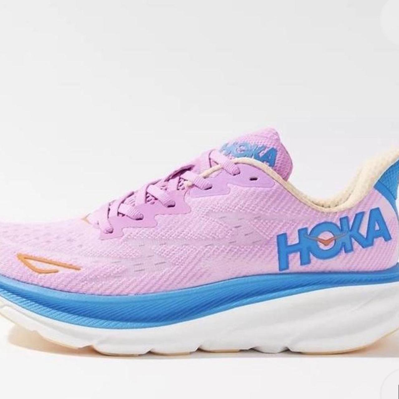 PINK CLIFTON 9 HOKAS --kids size 6 but fit a women’s... - Depop