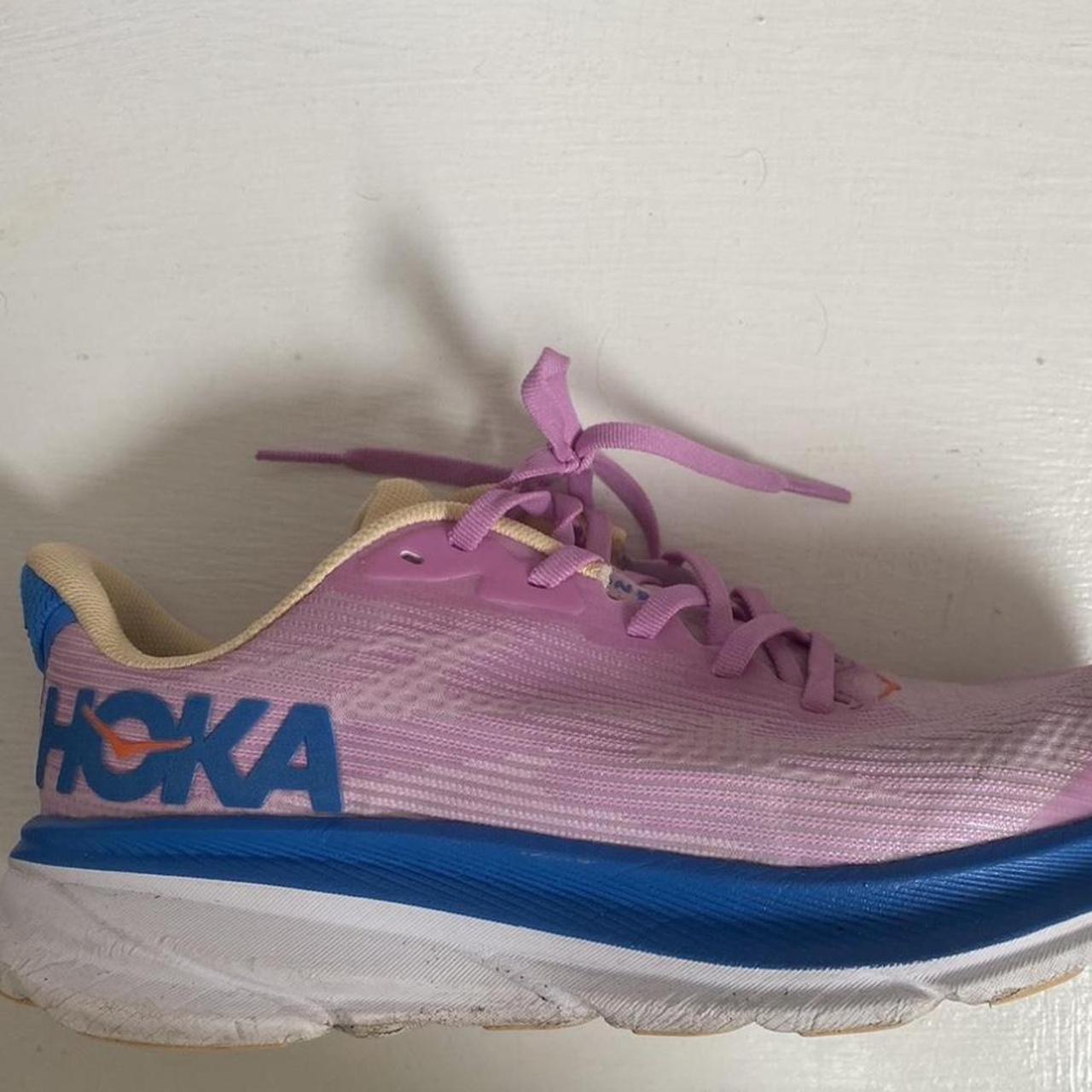 PINK CLIFTON 9 HOKAS --kids size 6 but fit a women’s... - Depop