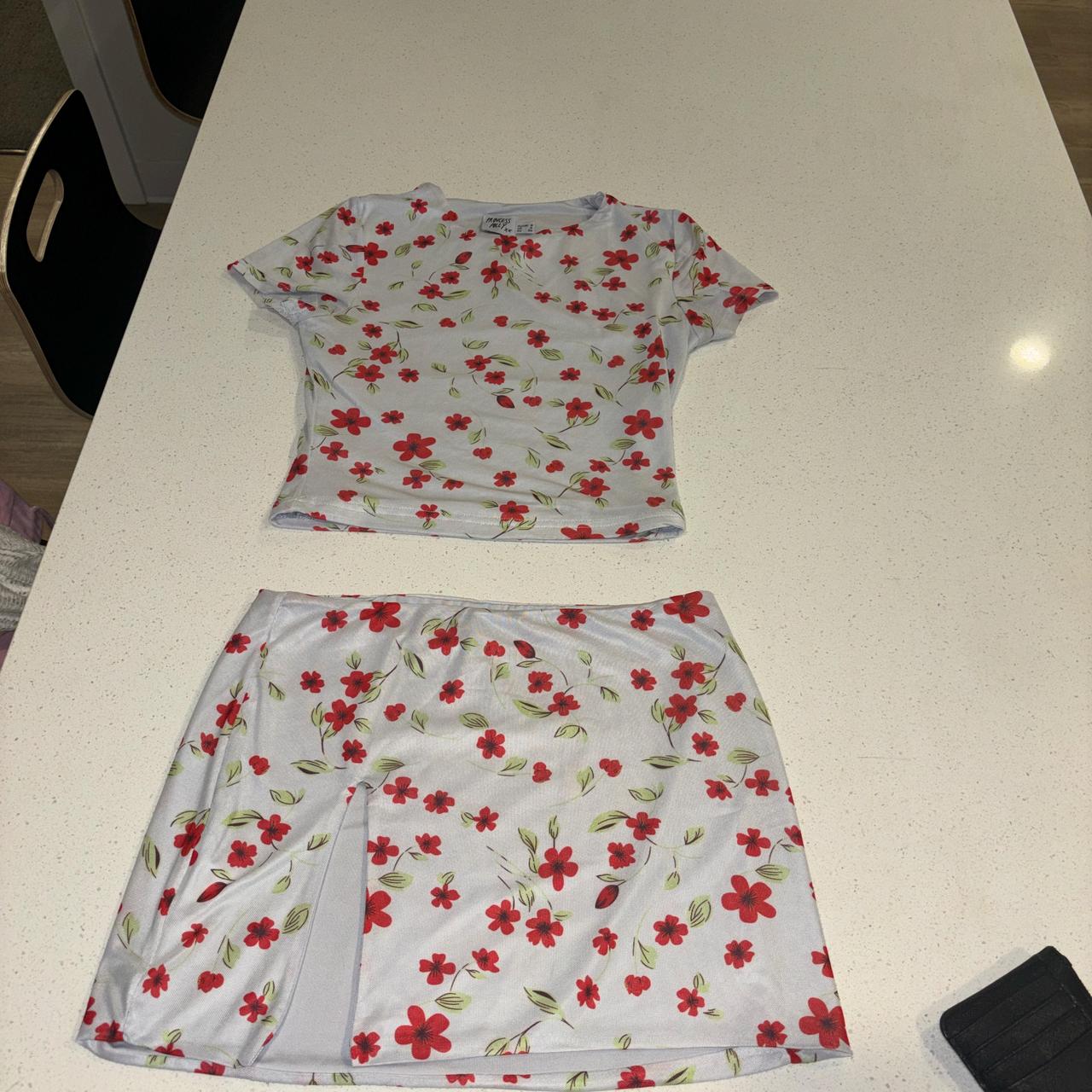 Princess Polly white floral Set. Top & skirt are... - Depop