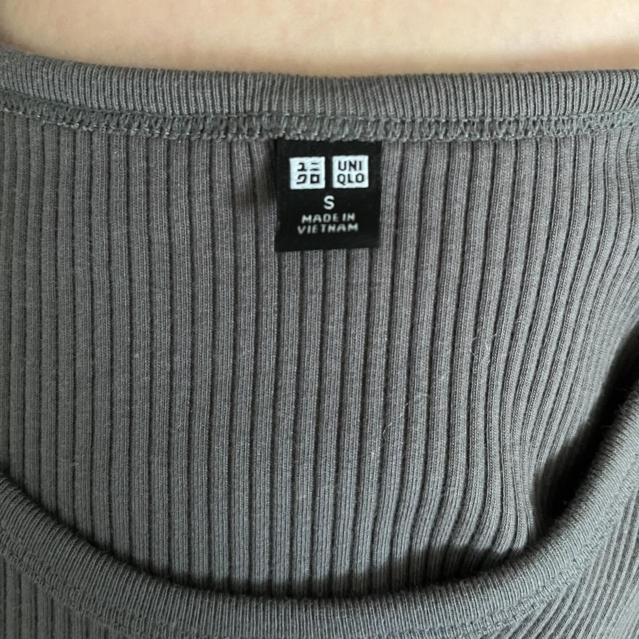uniqlo basic ribbed grey tee **please msg before... - Depop