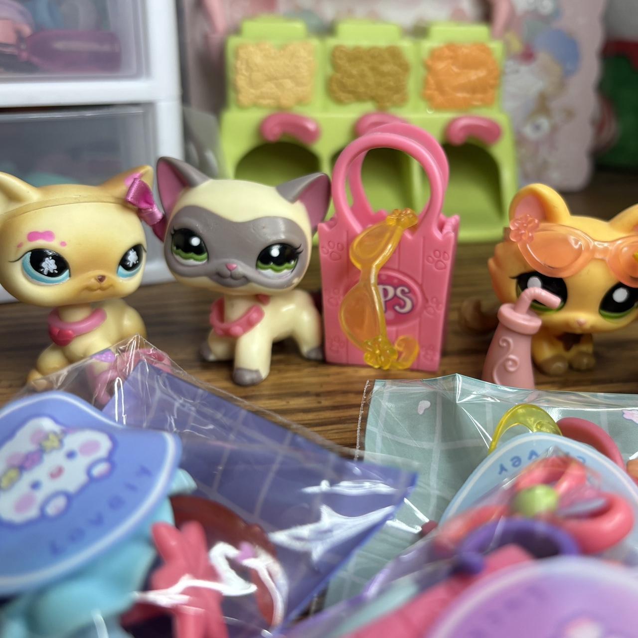 Lps littlest pet shop OFFICIAL LPS accessory lot of... - Depop