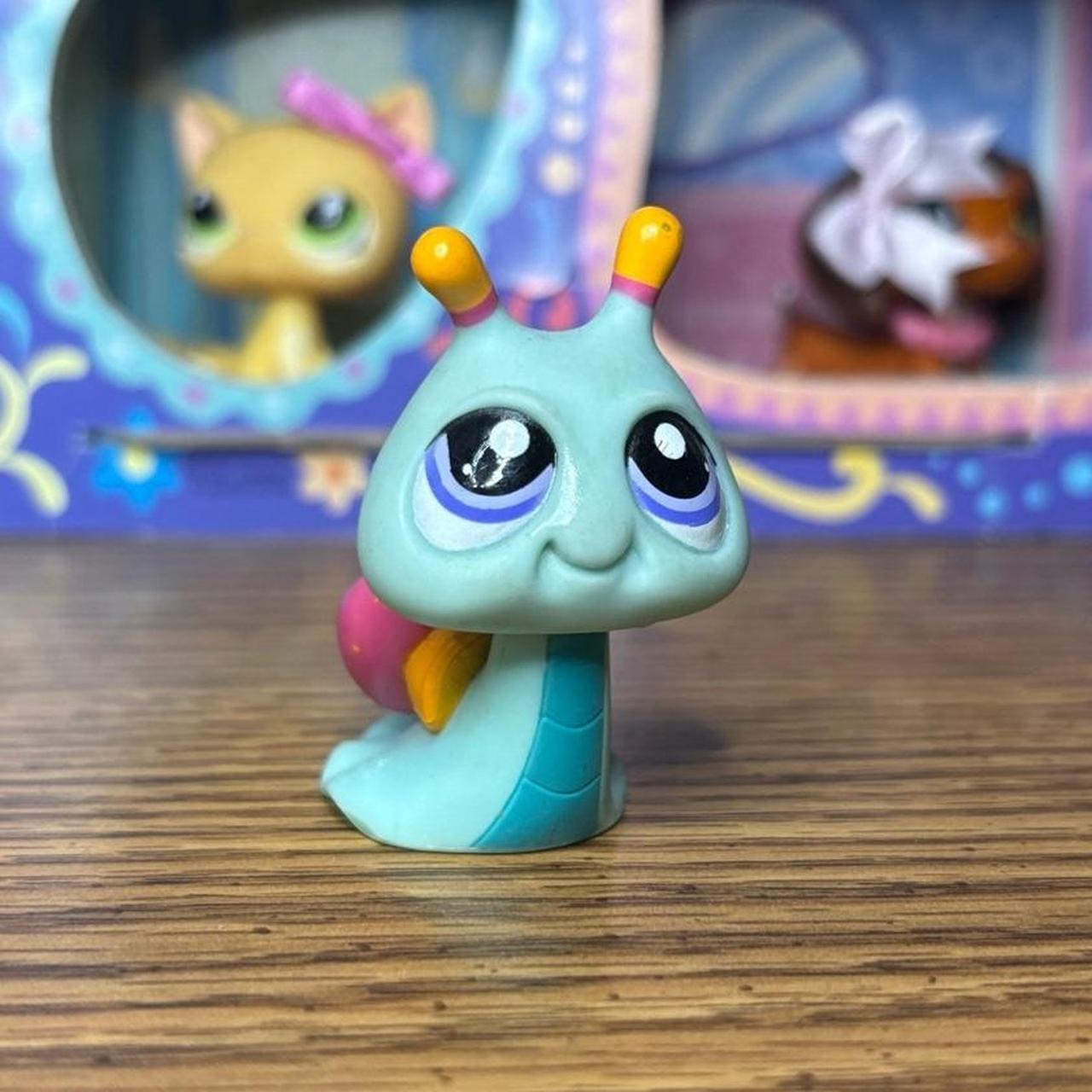 Lps snail 1529 Comes as shown Will be cleaned... - Depop