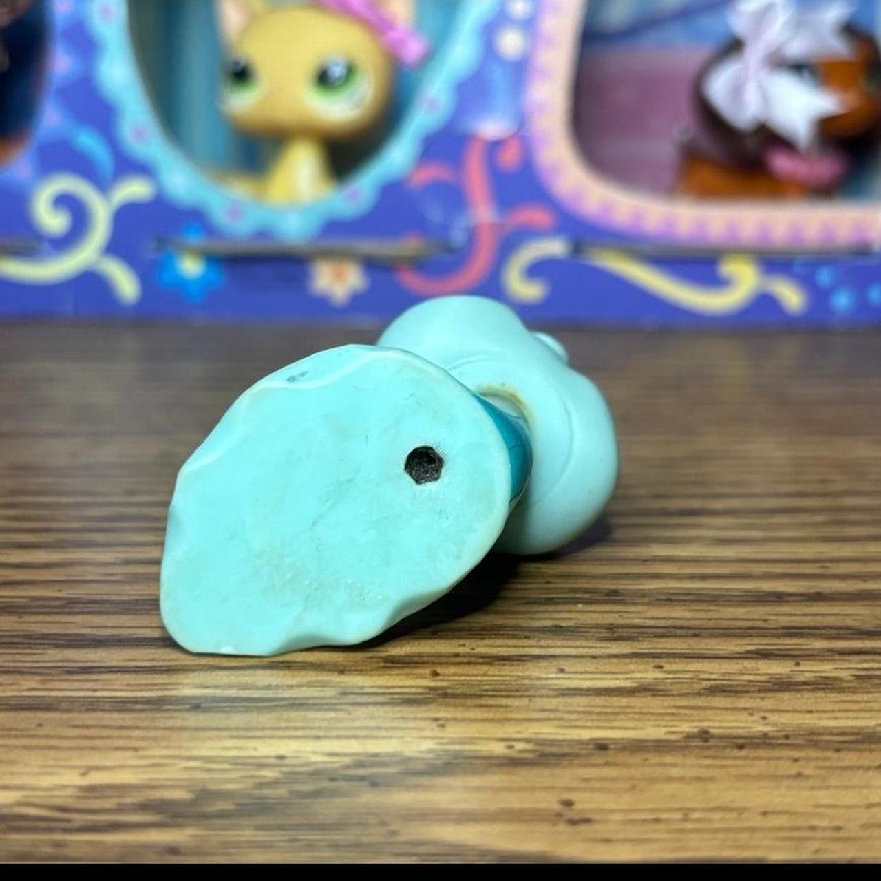 Lps snail 1529 Comes as shown Will be cleaned... - Depop