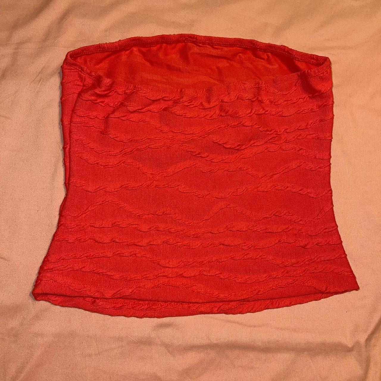 Red textured tube top! *Only worn once - Depop