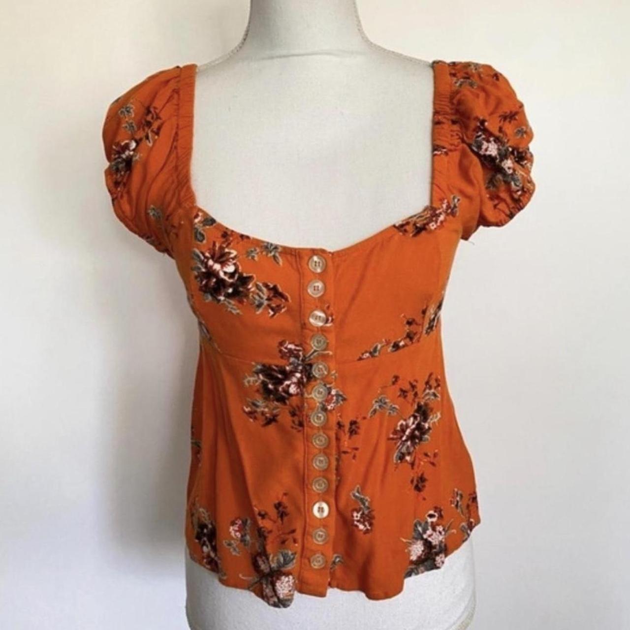 Free People Orange Floral Top Is a super cute... - Depop