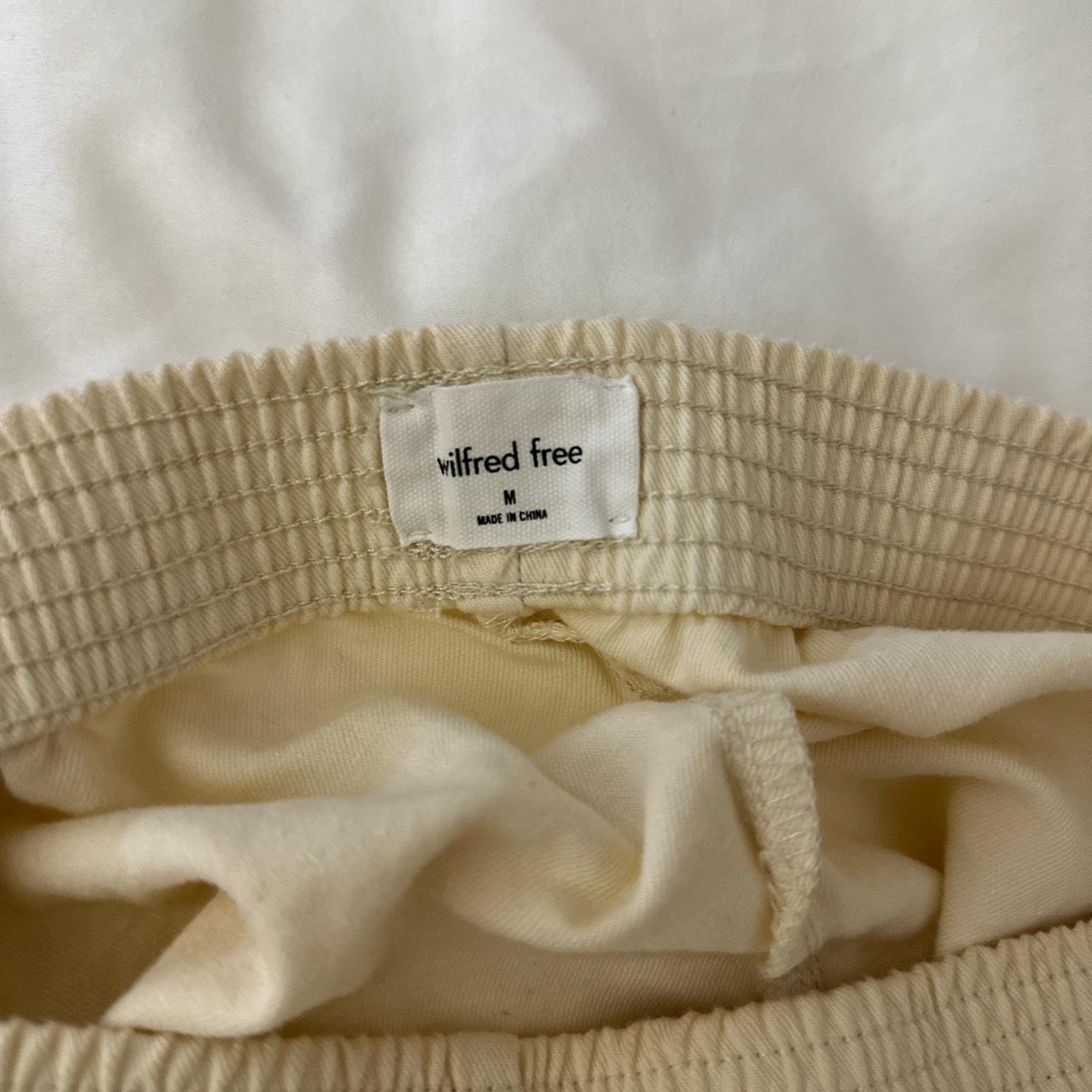 Aritzia Wilfred free linen shorts, size M. Worn 3-5... - Depop