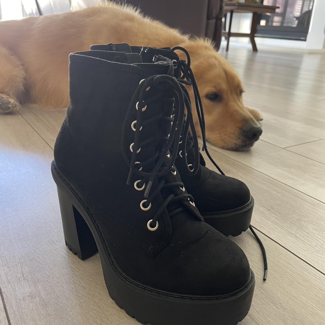 Black combat boot heels!! Size 6!! - Depop