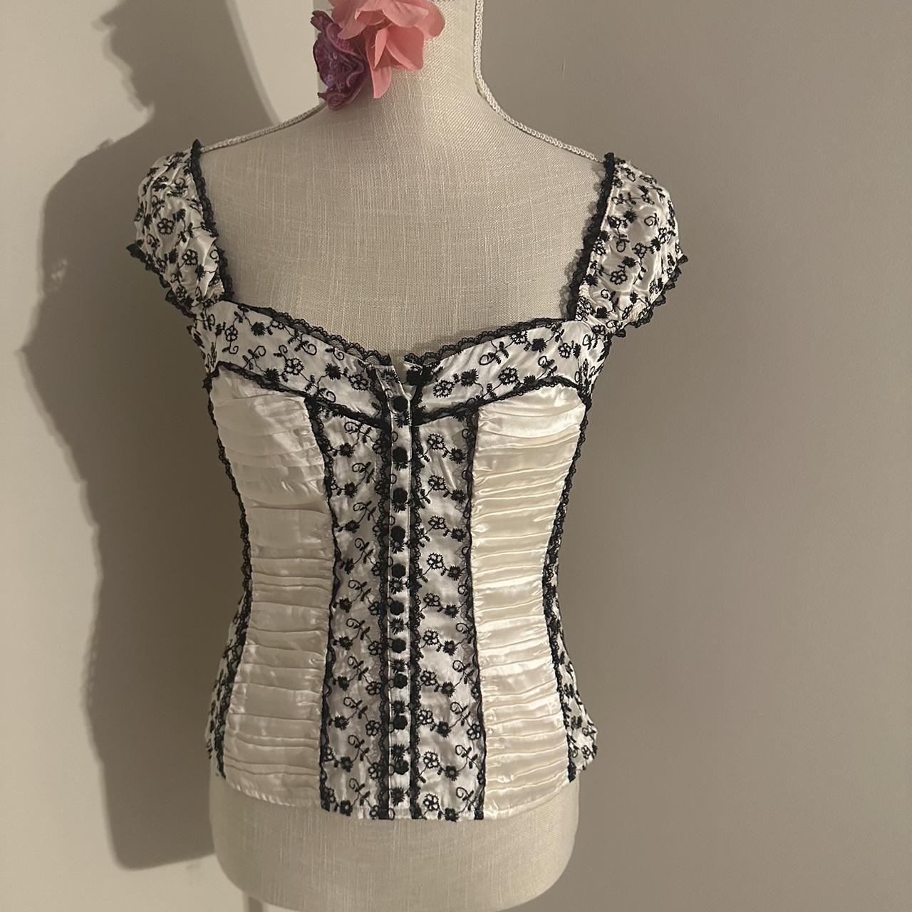 WHITE SATIN AND BLACK LACE TRIM BEBE MILKMAID CORSET... - Depop