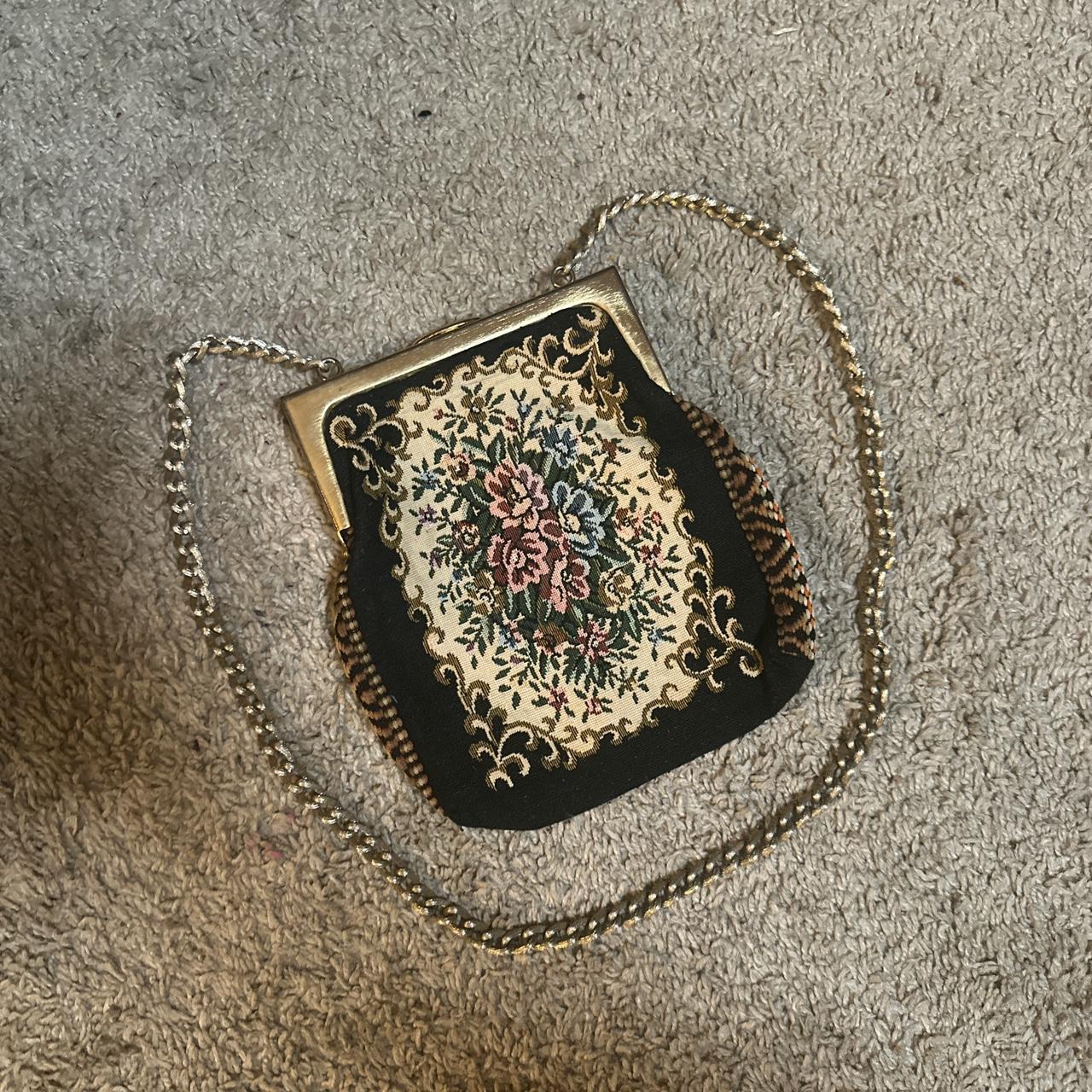 Small vintage purse with gold chain and clasp #prom... - Depop