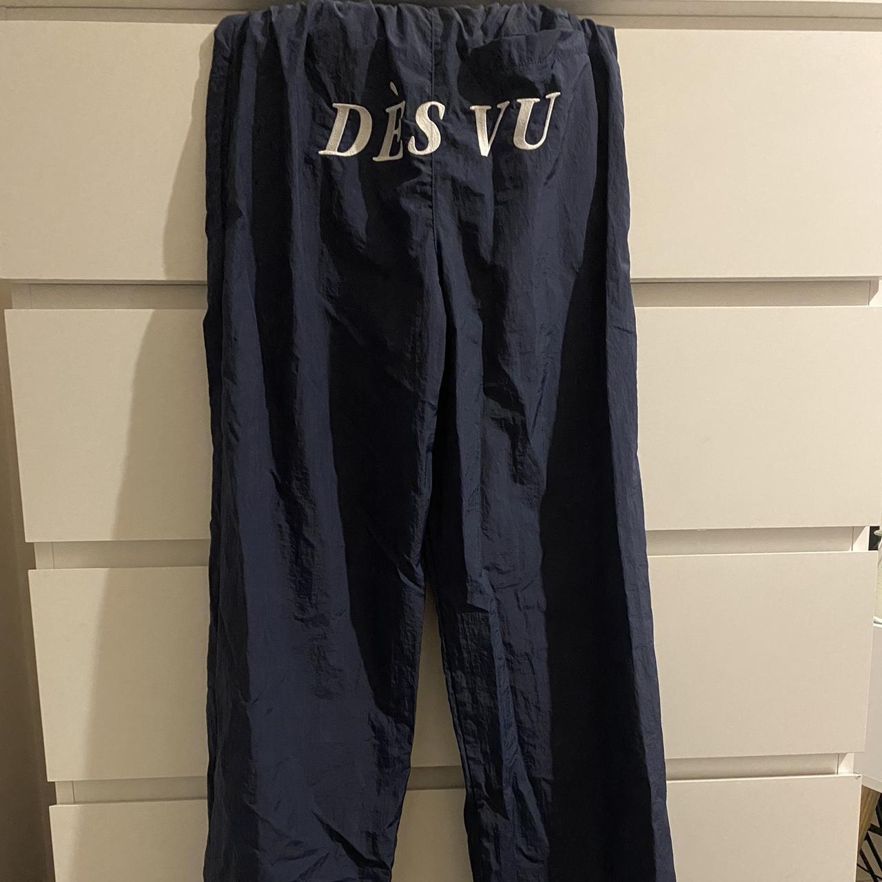 Des Vu Will fit a size 4-8 as stretchy Never worn - Depop