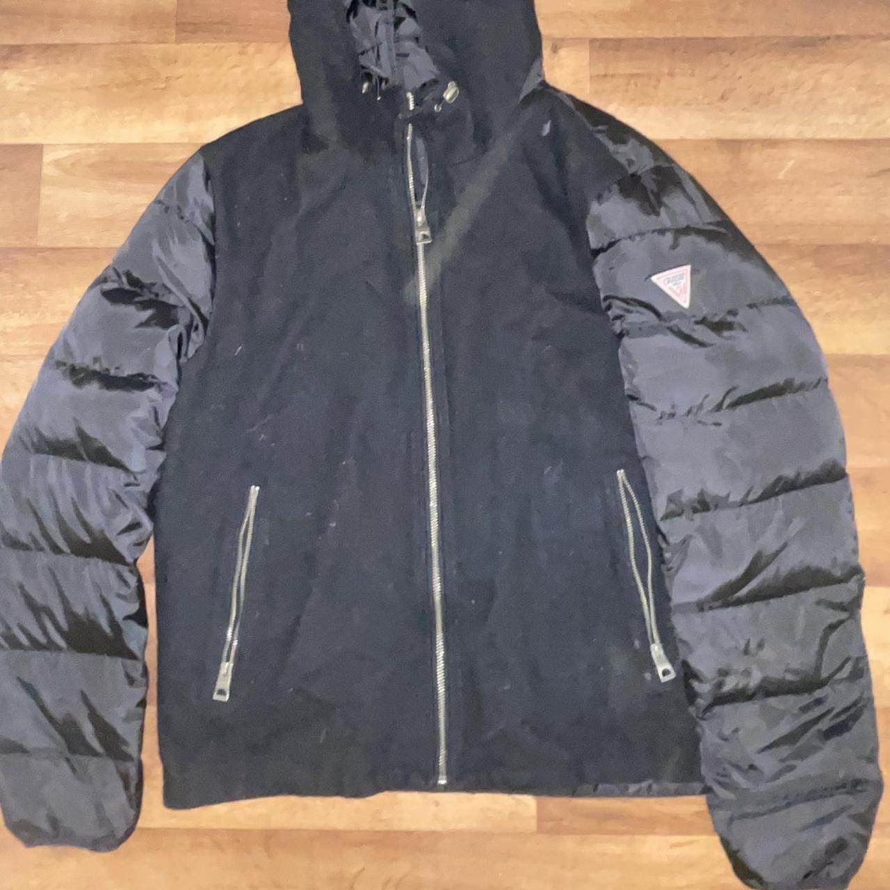 Guess winter jacket puffer coat (dusty in photo)... - Depop