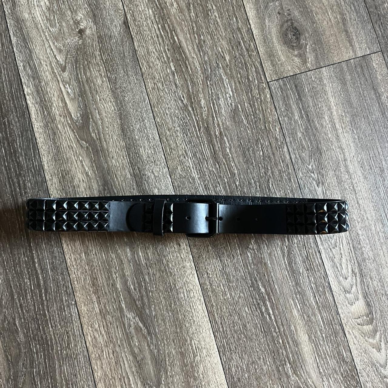 Hot Topic Studded Belt -Size small -Great... - Depop