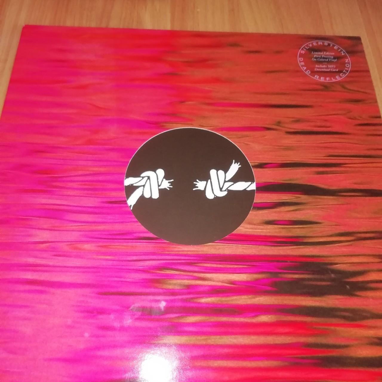 Silverstein - Dead reflection - Vinyl Beer with hot... - Depop