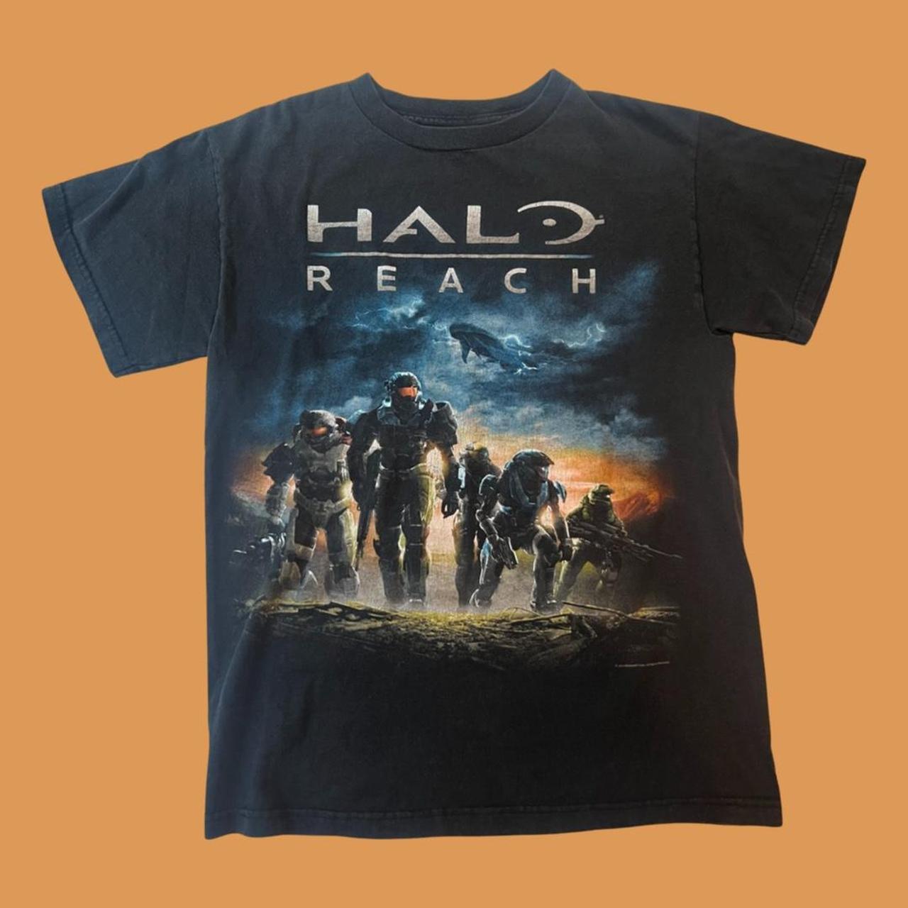 Halo Reach T-Shirt with a great fade Size: small... - Depop
