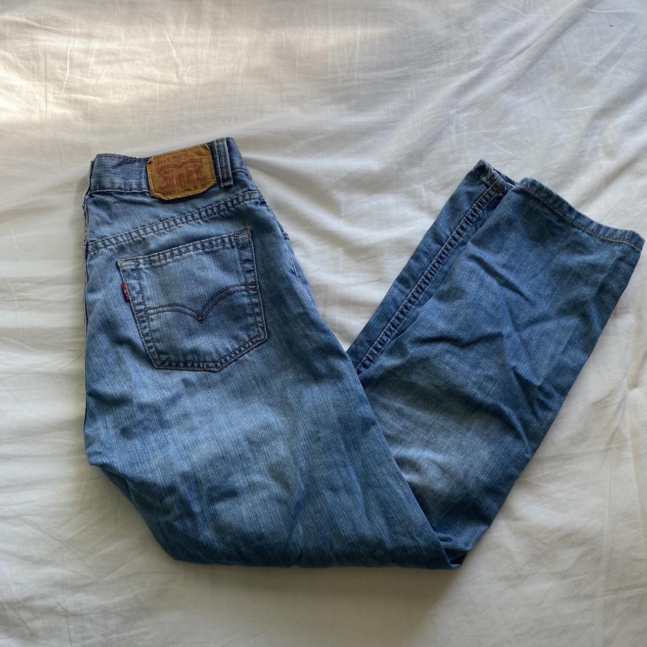 Vintage Levi 505 Straight Leg, low-mid rise Size... - Depop