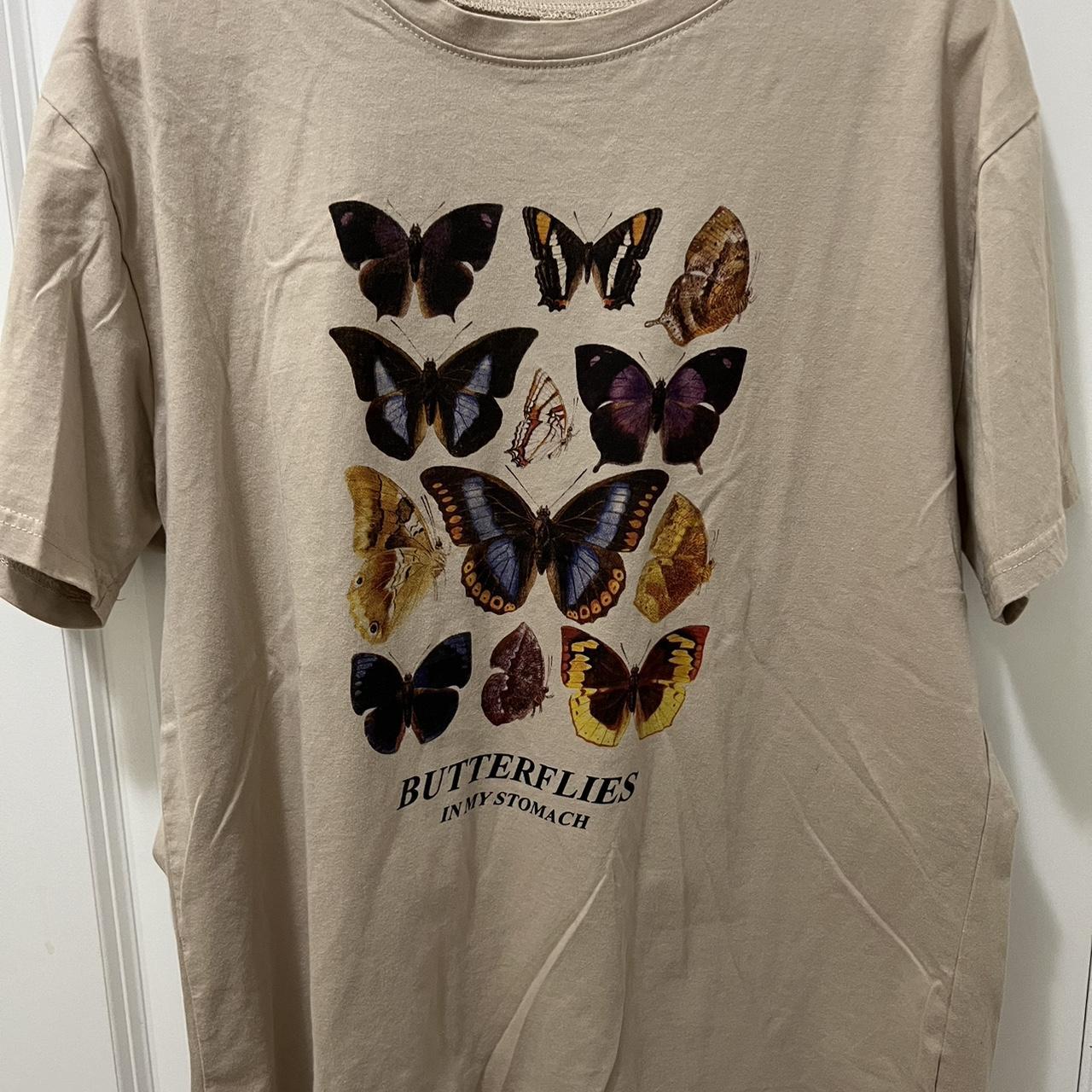 Butterflies T-Shirt Worn once Size M - Depop