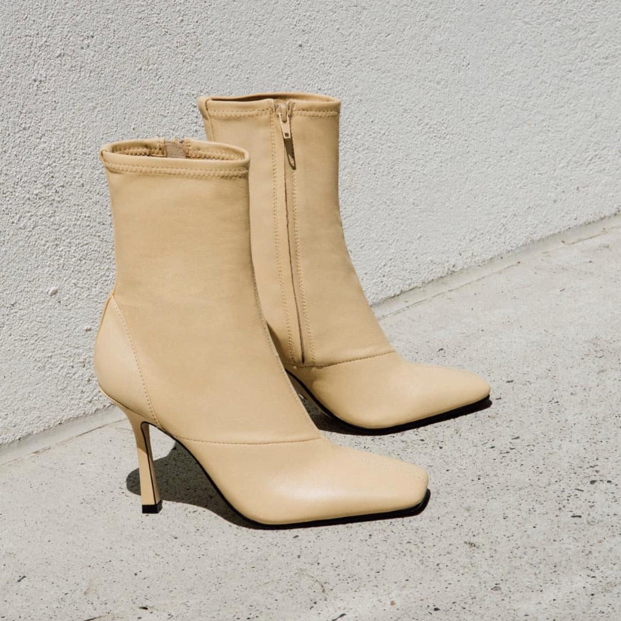 Tony Bianco Halsey ankle boots in butter. Size 7.... - Depop