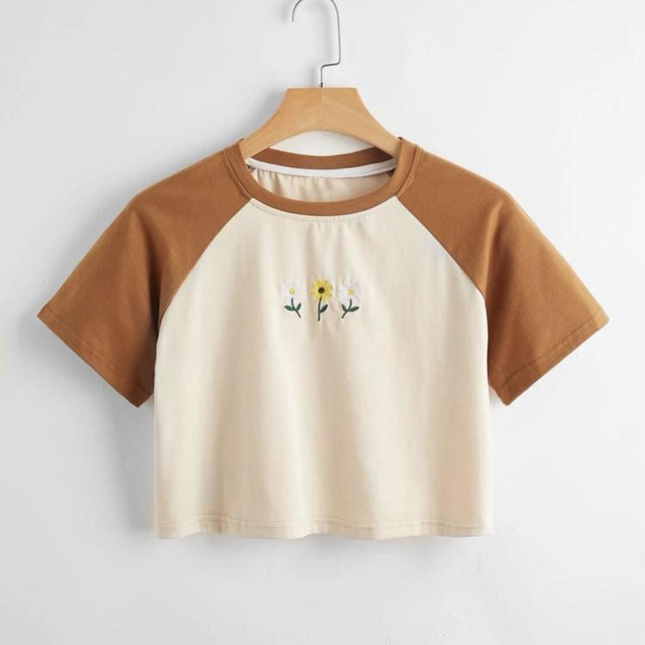 Women's Cream and Brown Crop-top | Depop