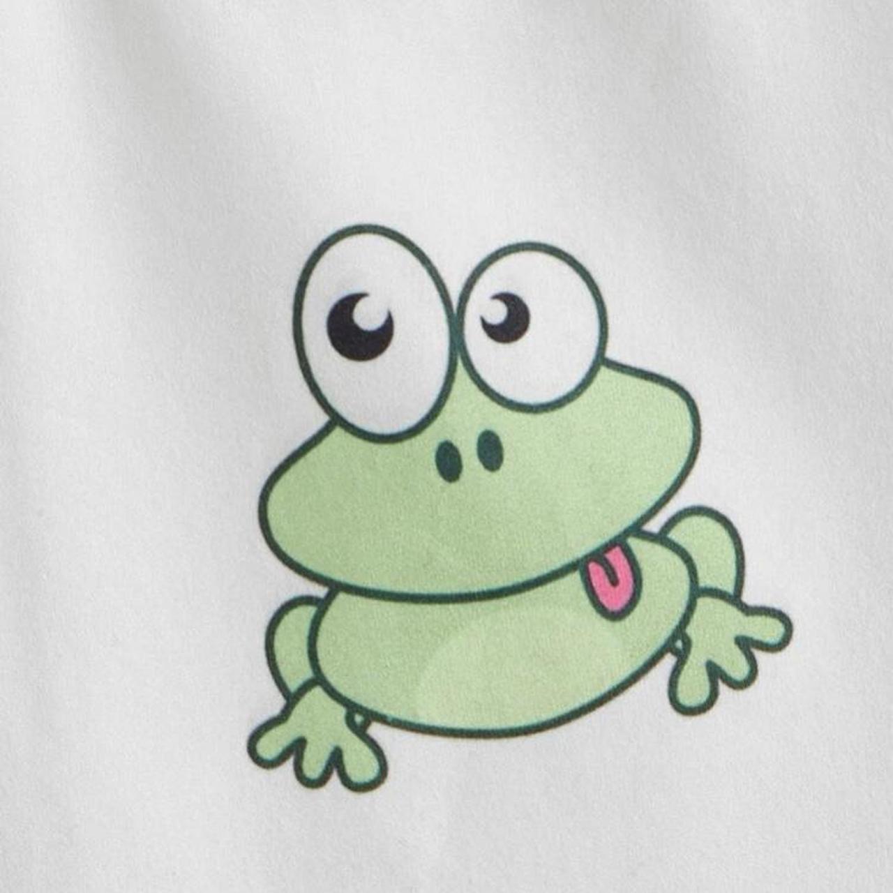 Women's Green and White Crop-top | Depop