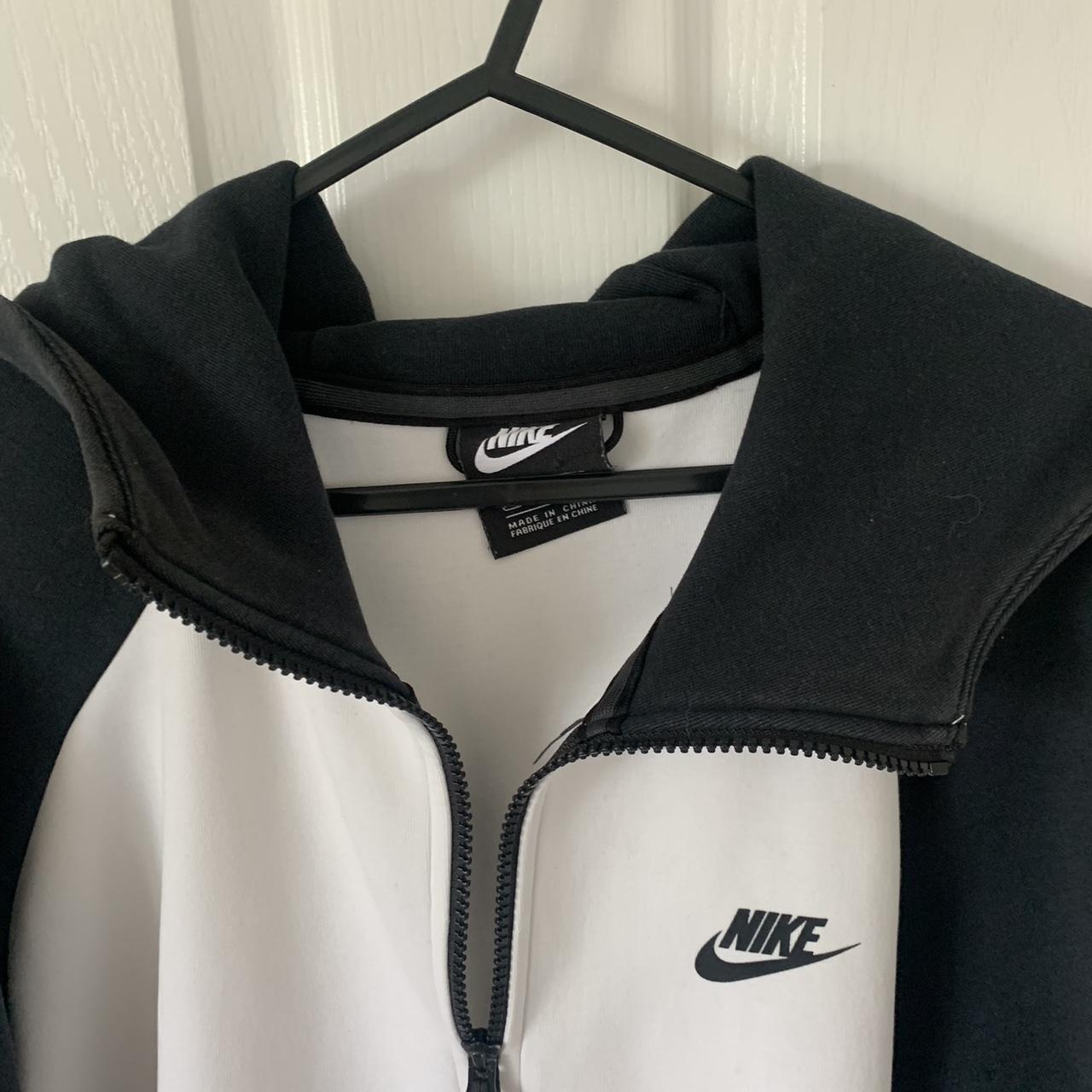 Rare Nike tech fleece jumper - Depop