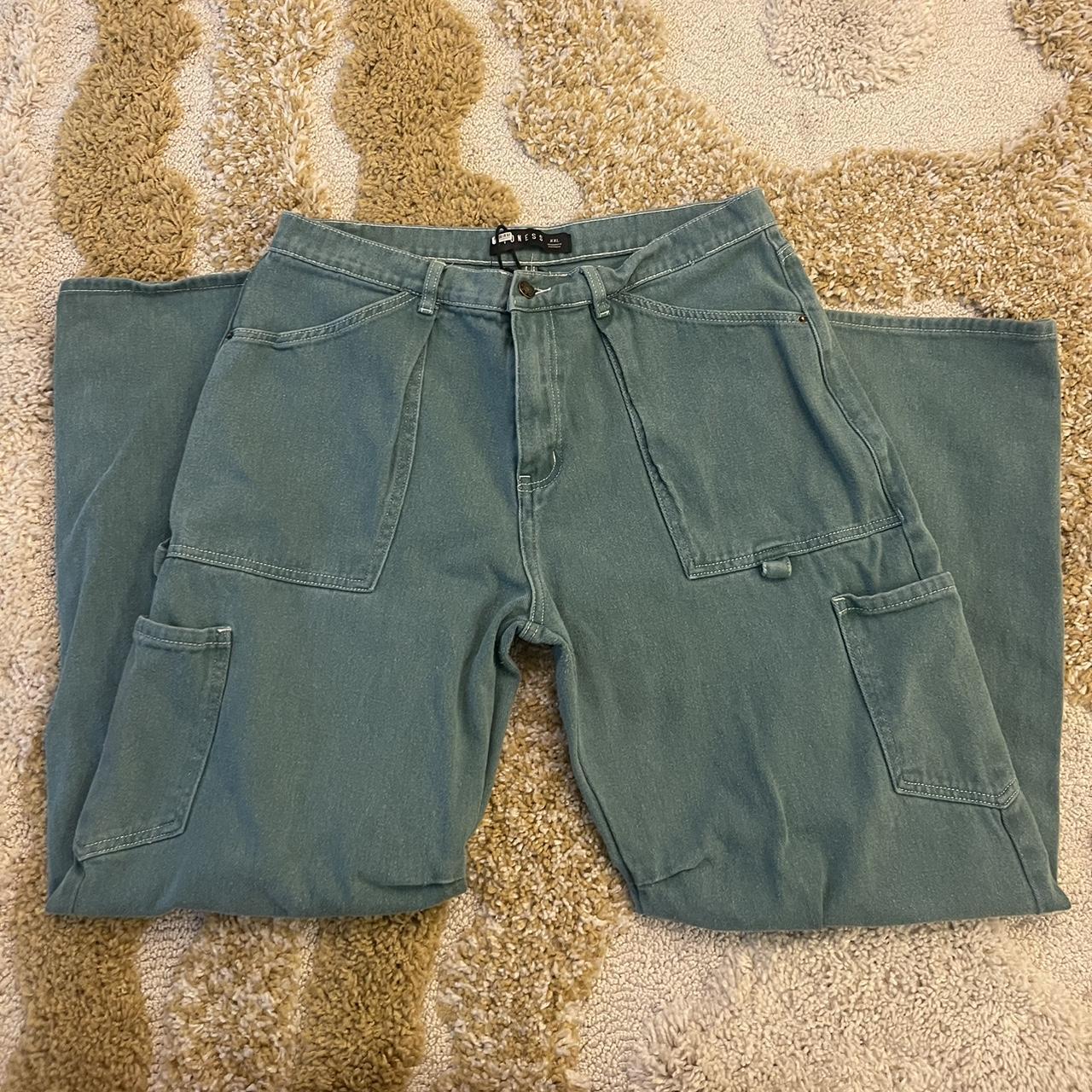 Lioness cargo pants in green / teal - Depop