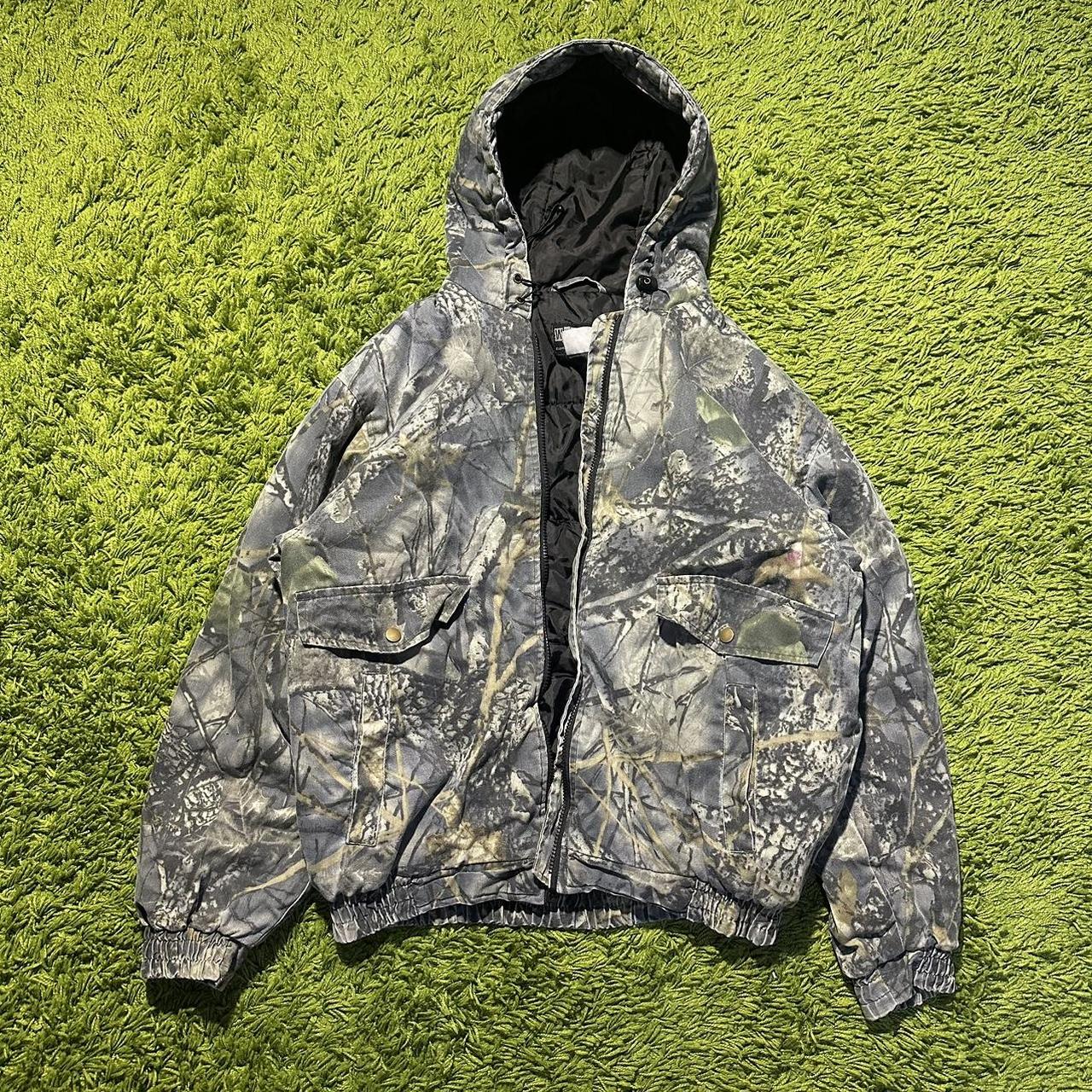 Camo lightweight work jacket broken Zipper Lmk if... - Depop